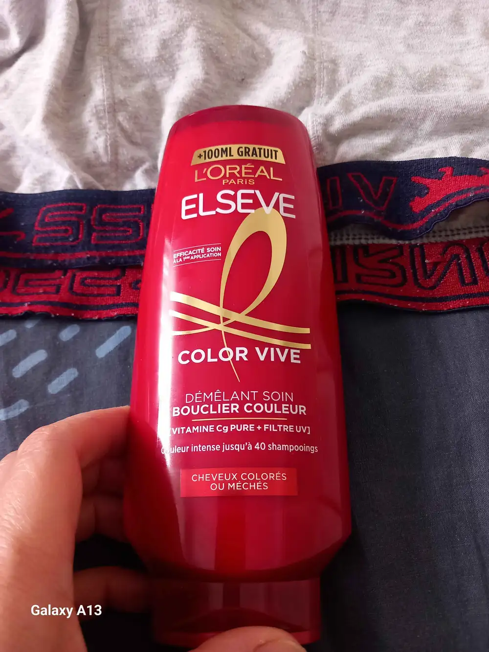 Composition L'ORÉAL PARIS Elseve color vive - Démêlant soin bouclier ...